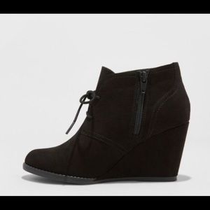Universal Thread | Shoes | Universal Thread Bessie Wedge Ankle Bootie ...